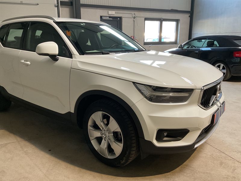 2021 Volvo XC40 1.5 T2 Momentum Pro 2WD от САЩ