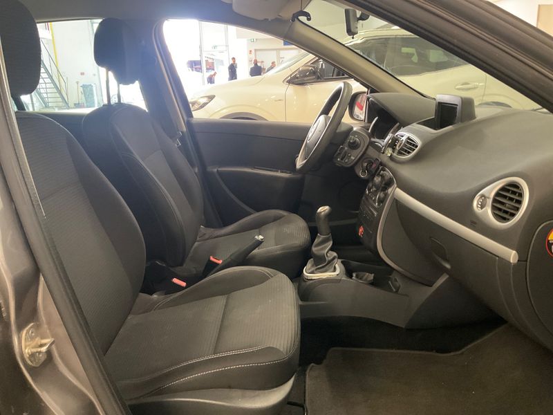 VF1BR2V0H47646960 Renault Clio 2012 from France (Lot: PJ01833) – PLC ...