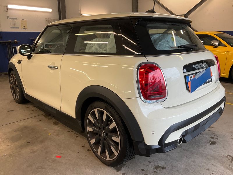 2022 MINI Cooper Classic Trim от САЩ