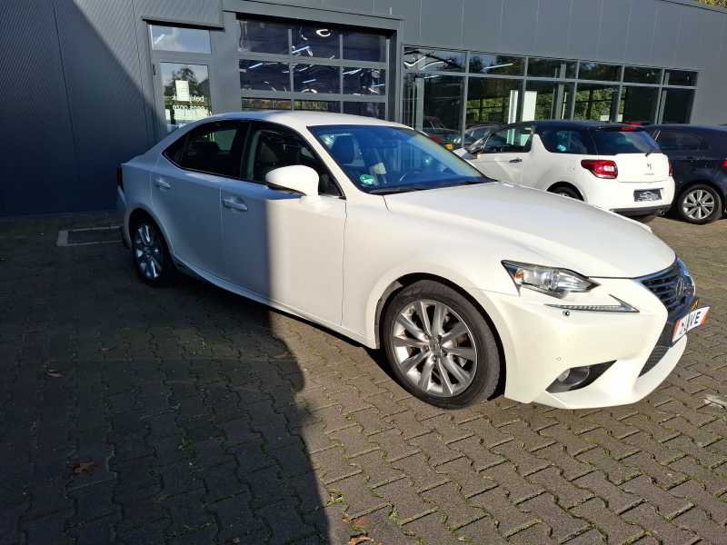 2014 Lexus IS-Serie IS 300h Business от USA
